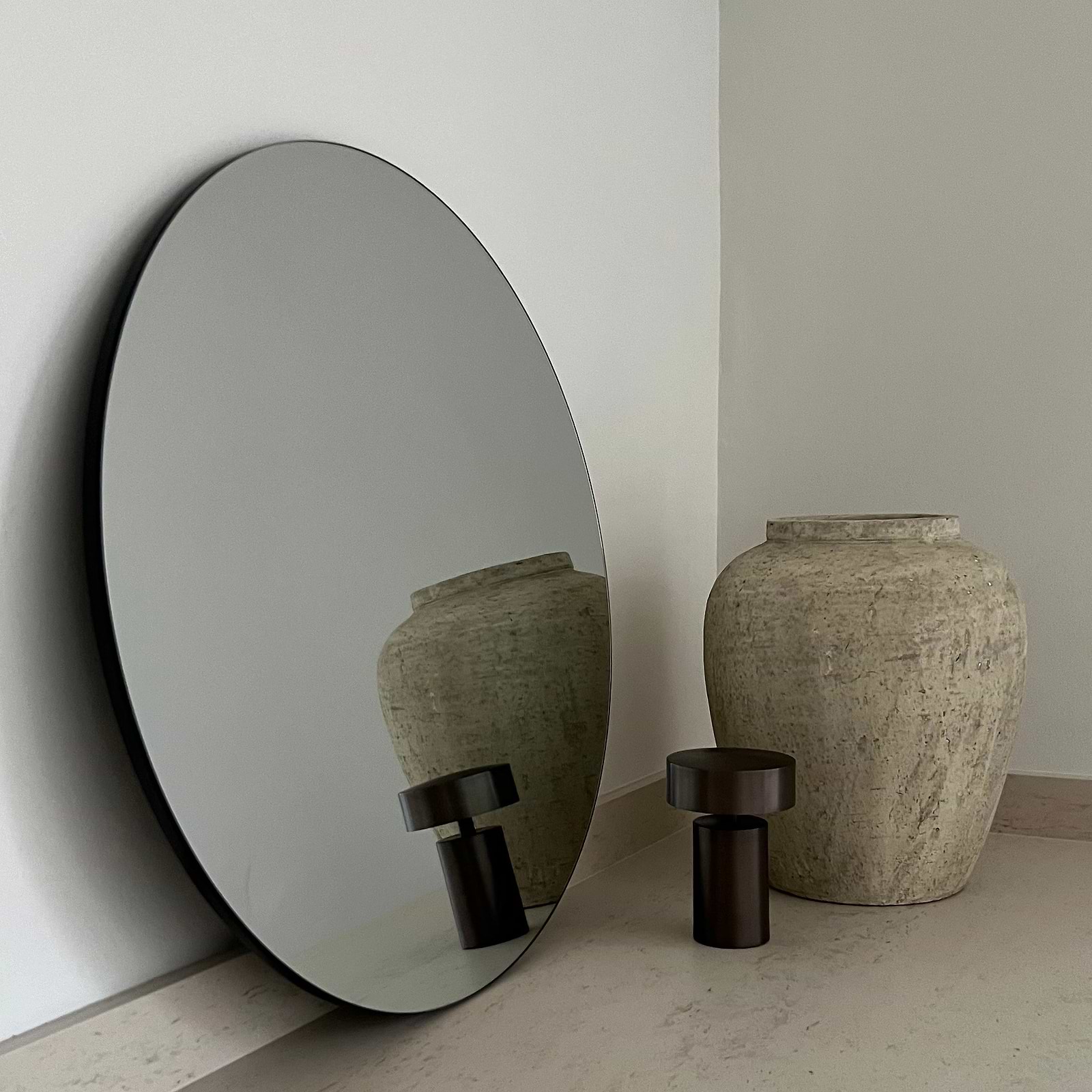 Frameless Round Wall Mirror 70cm x 70cm - Edge