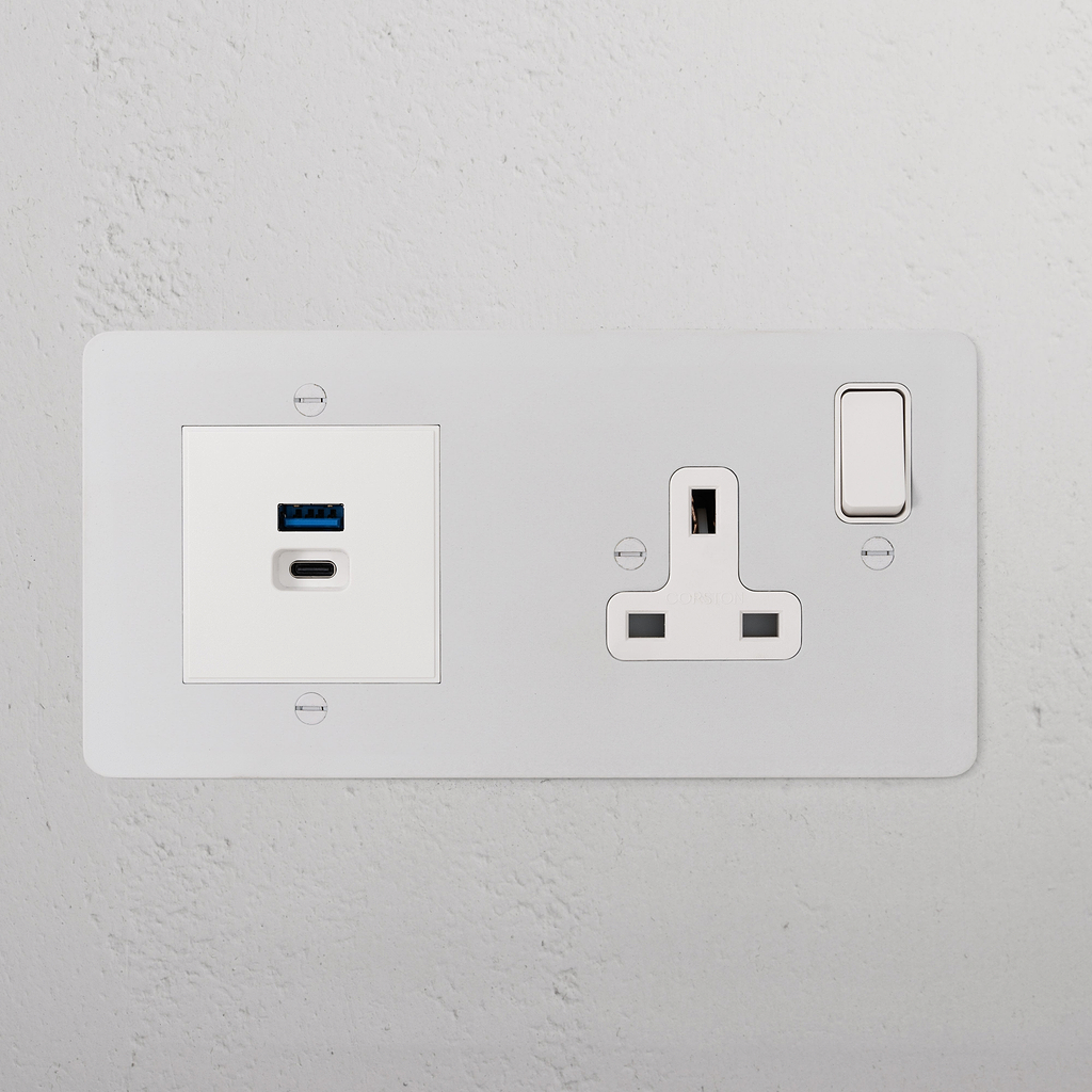 Single Socket + USB A+C Fast Charge | Paintable White – Corston