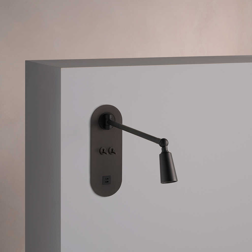 Sloane 2G Toggle Switch & USB-C Reading Light Bronze Black | Wall ...