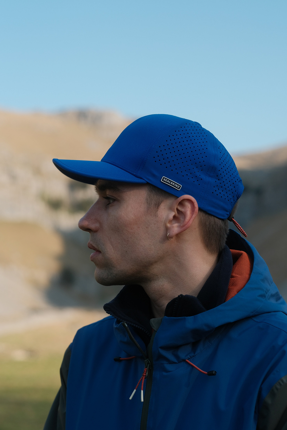 The Ultimate Guide to Winter Hats: Staying Warm and Dry – Sealskinz
