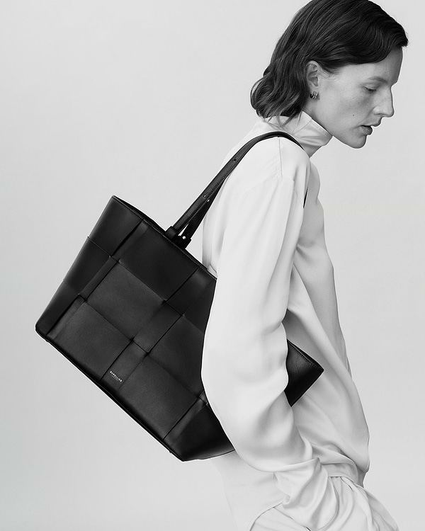 Luxury designer Women's Handbags | DeMellier