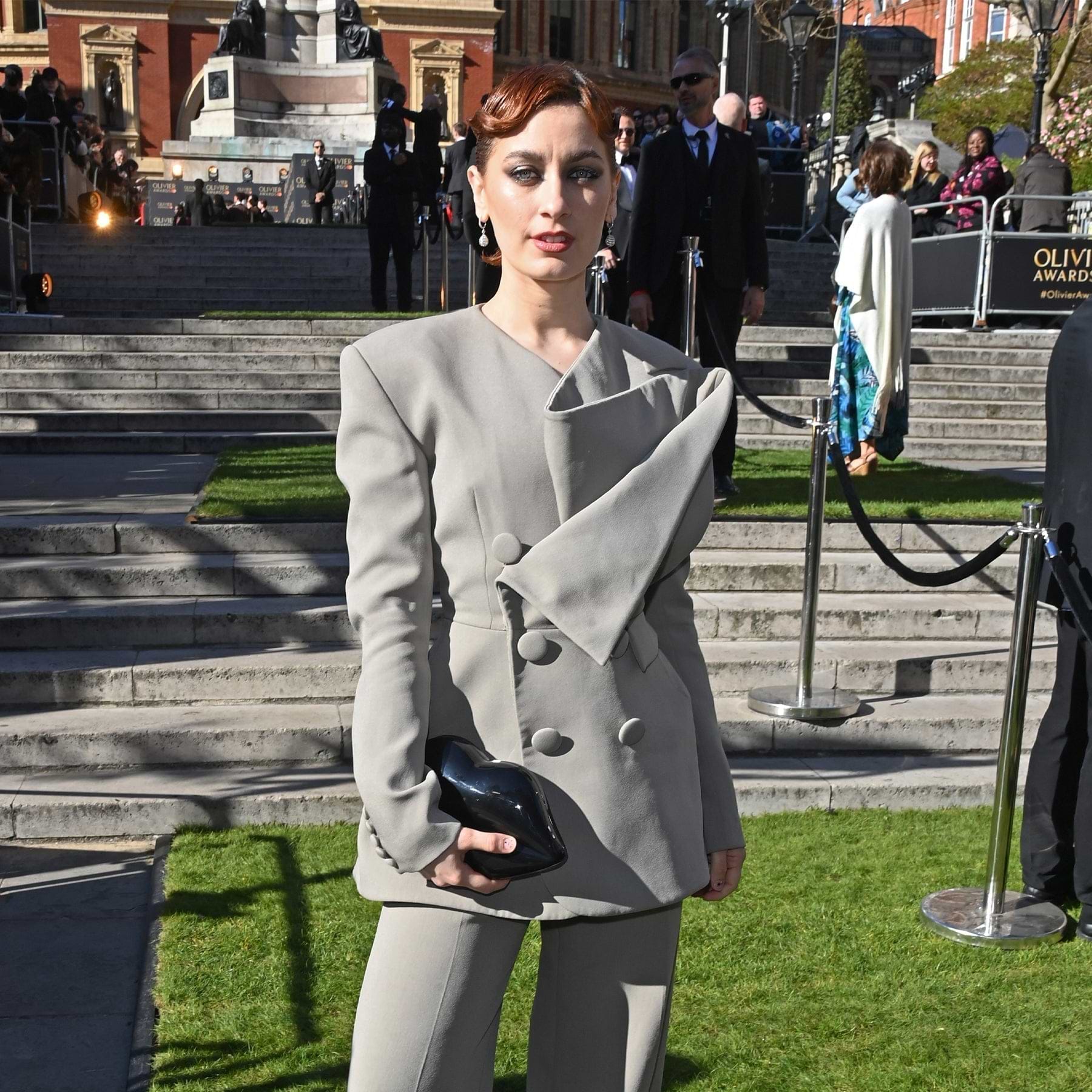 Georgie Buckland lleva Fabergé en los Premios Olivier | Fabergé