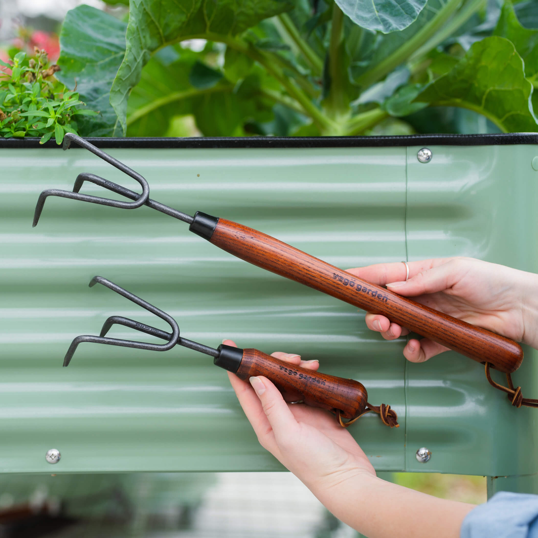 Vego Heritage Hand Cultivator | 3-Prong Weeding & Garden Hand Tool