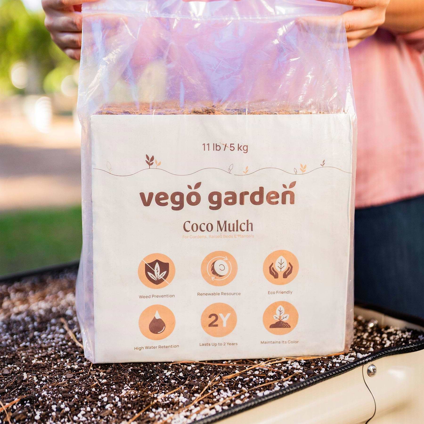 Vego Garden Coco Mulch 11 lb Block