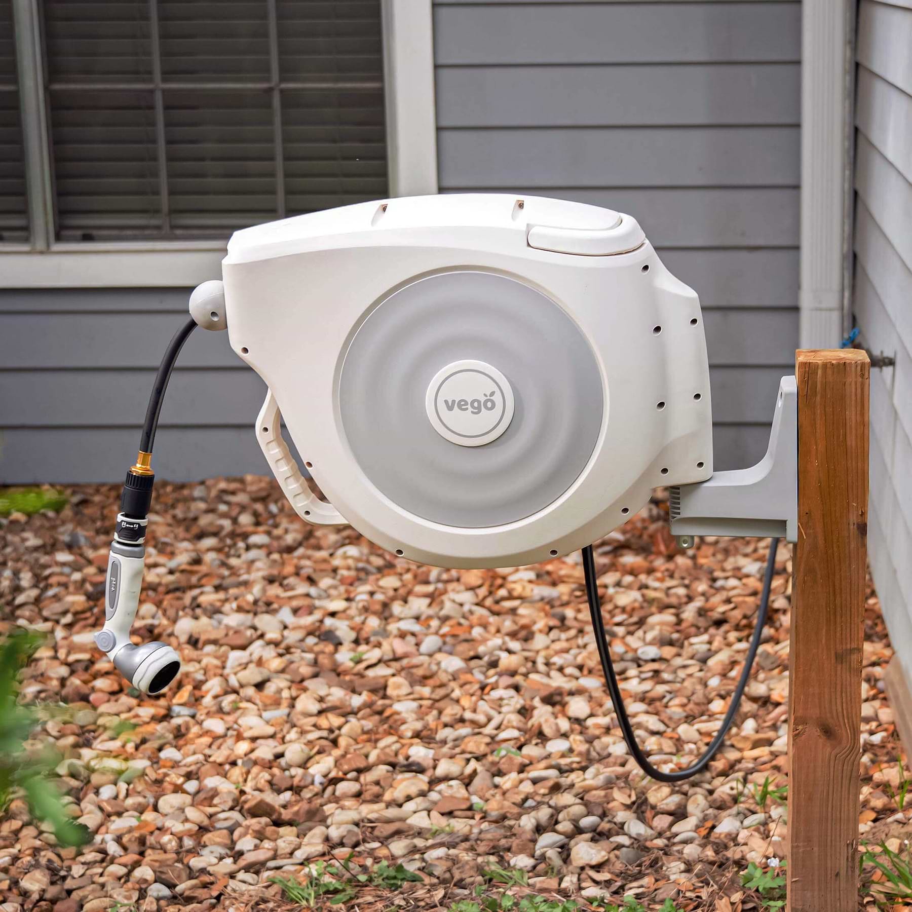 Retractable Hose Reel Set - 130 Ft | Vego Garden