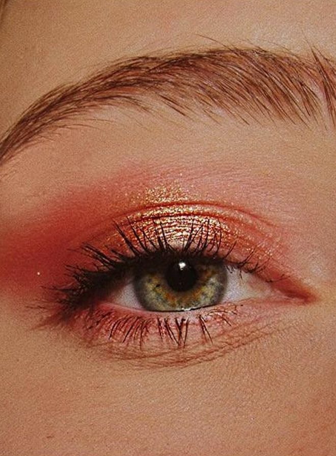 Why synthetic makeup is not the best in the summer heat | MÁDARA