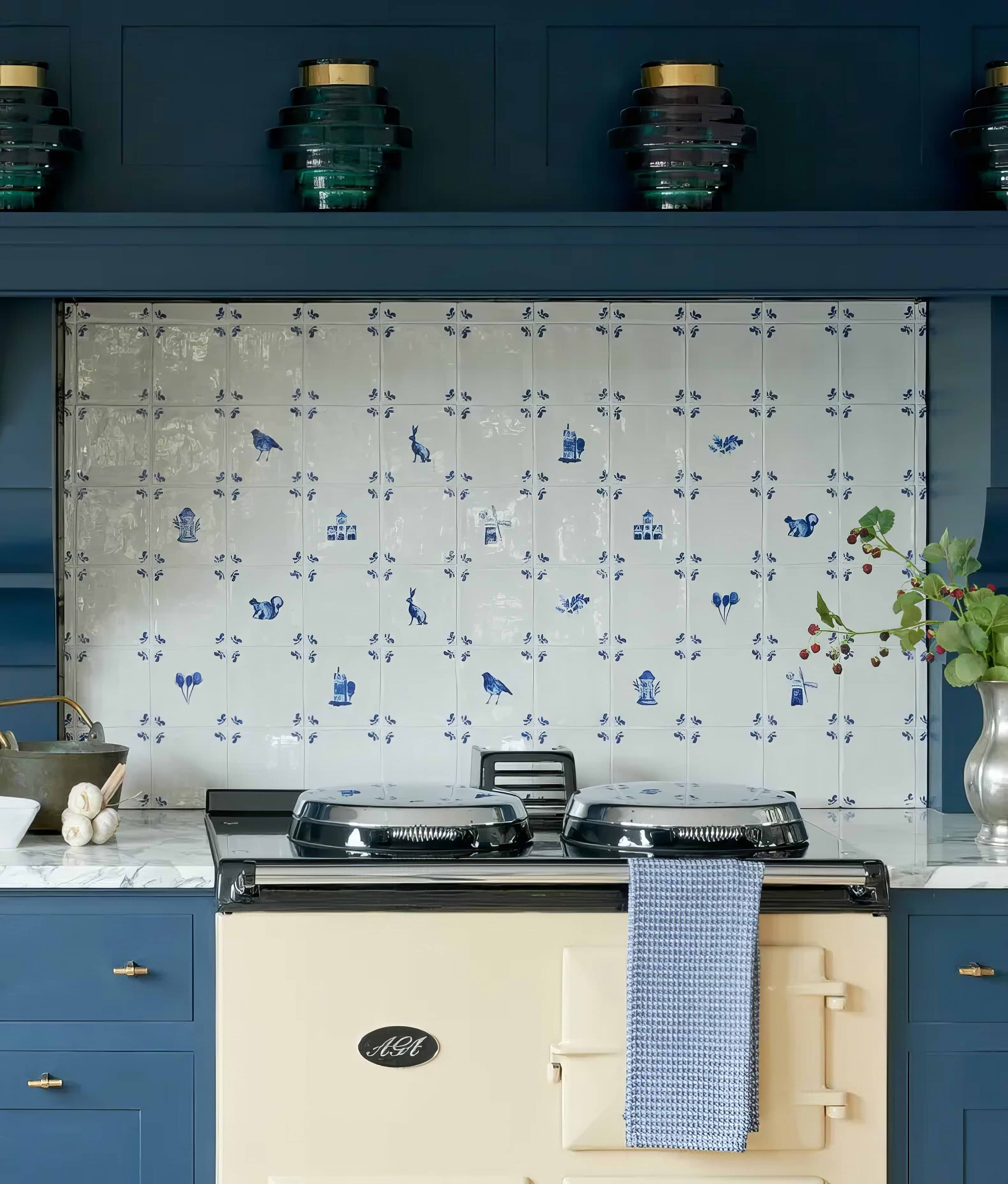 Dyrham Dairy Set of 9 Hand-Painted Ceramic Decors – Hyperion Tiles