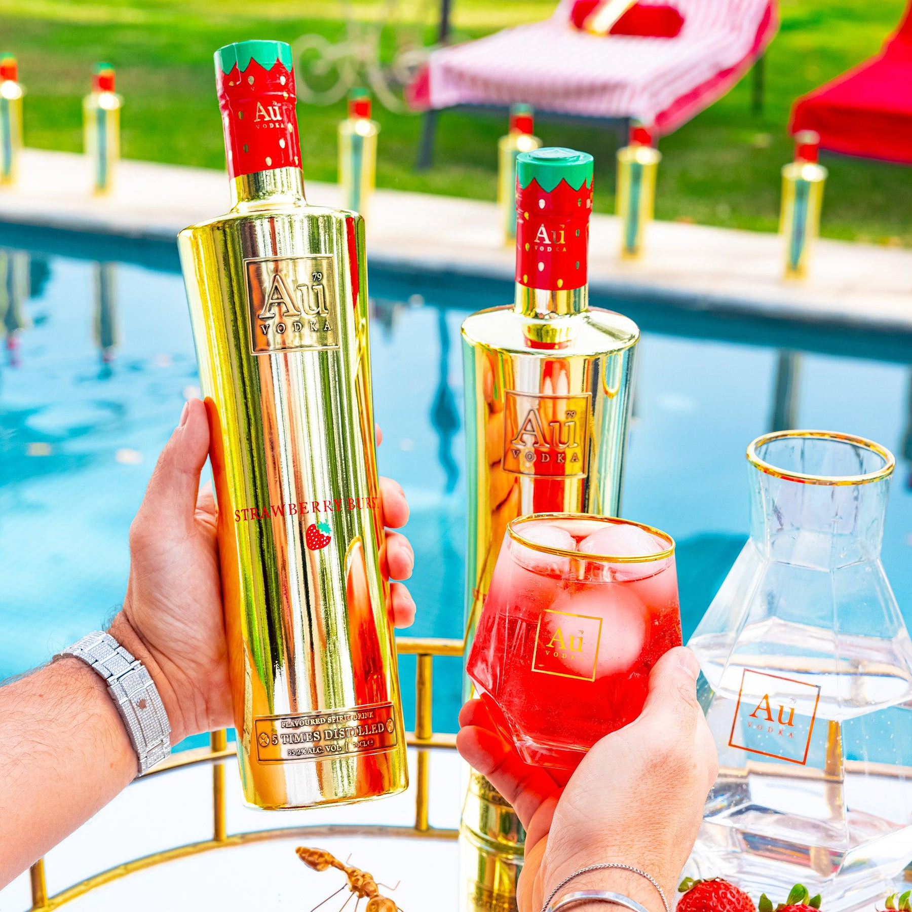 Strawberry Burst Vodka 70cl - Au Vodka