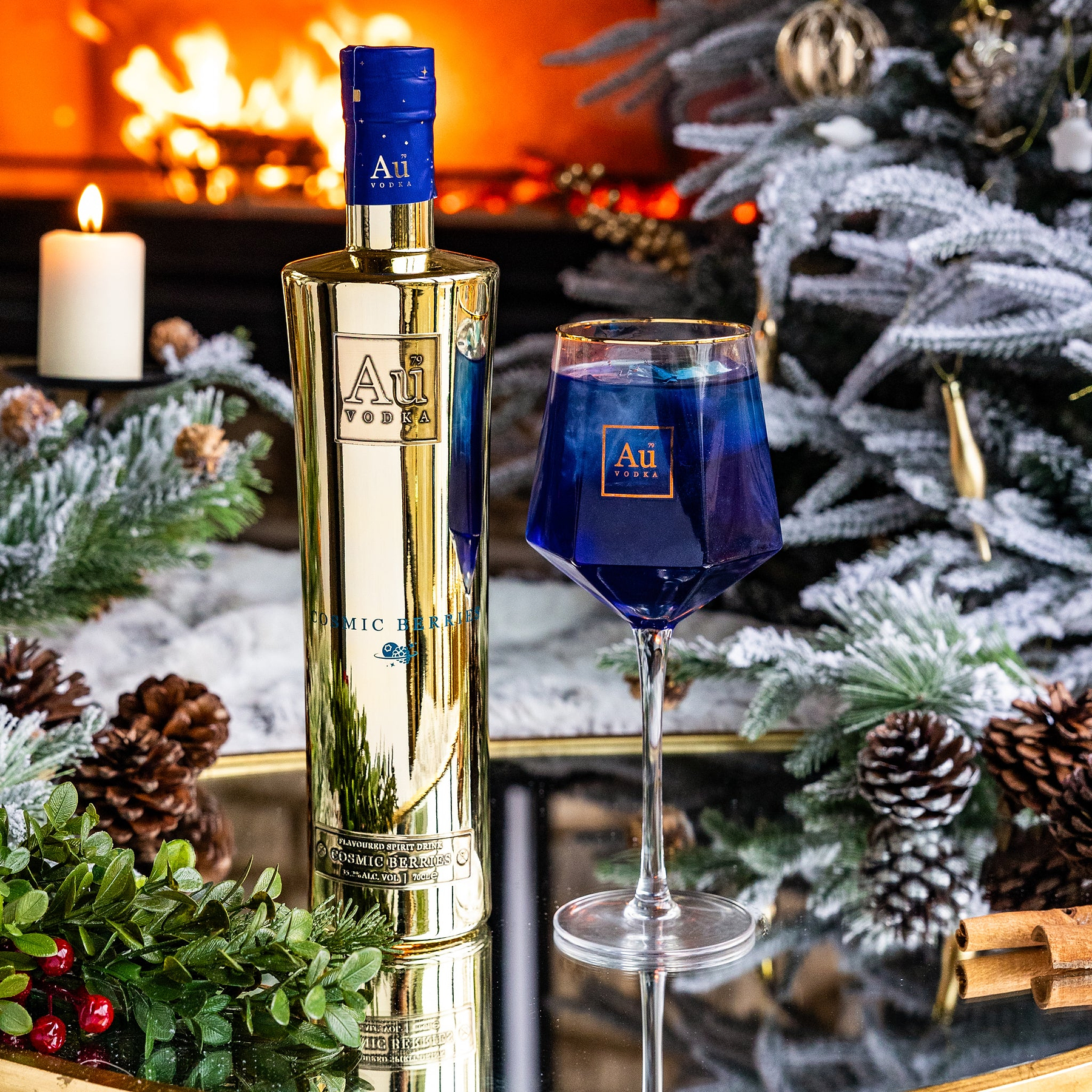 70cl & Long Stem Diamond Cut Glass - Au Vodka