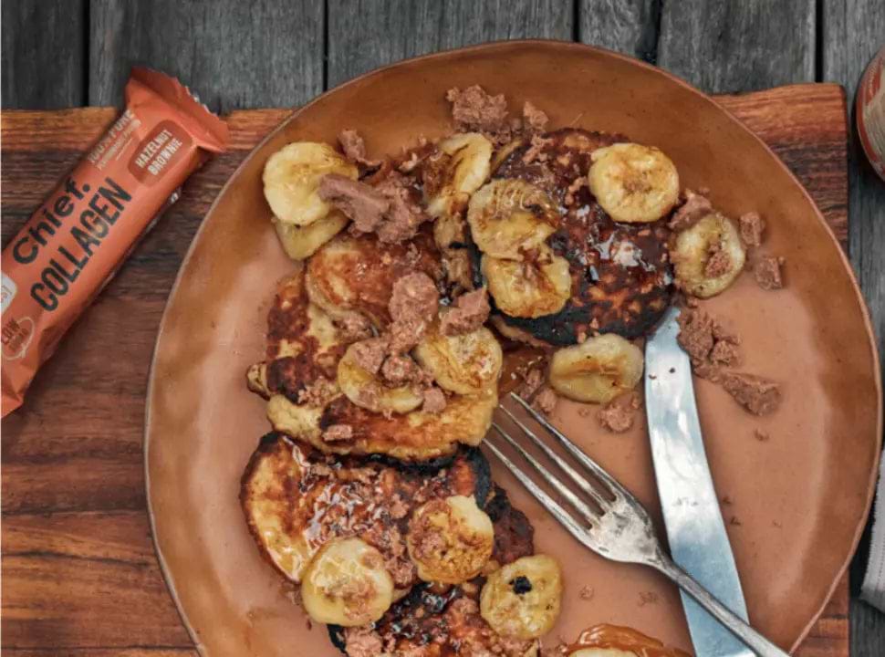 Banana Hot Cakes with Banana Crumble Topping Recipe