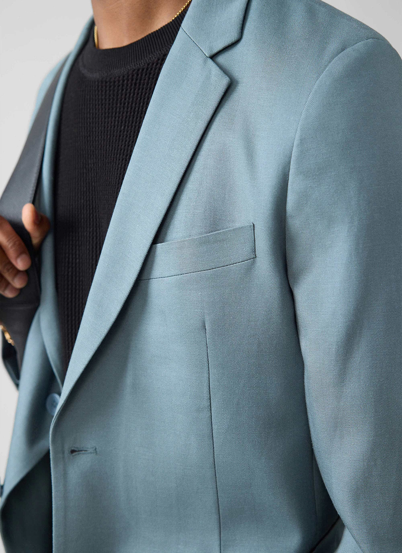 Tailored Fit vs Slim Fit Suits | Styling Guide | Percival Menswear