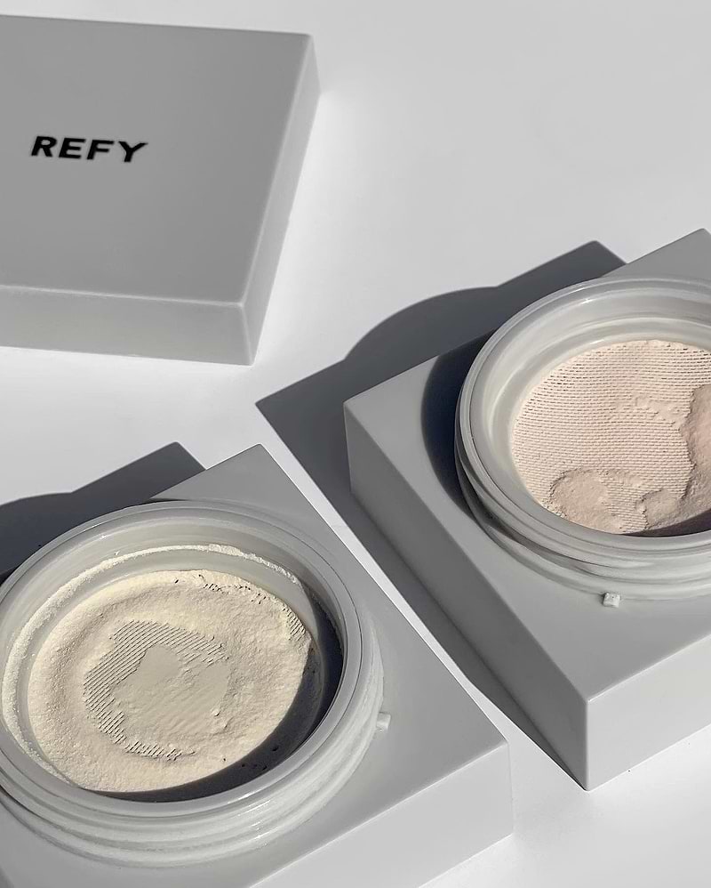 Skin Finish 26g | Water-based Blurring Powder | REFY
