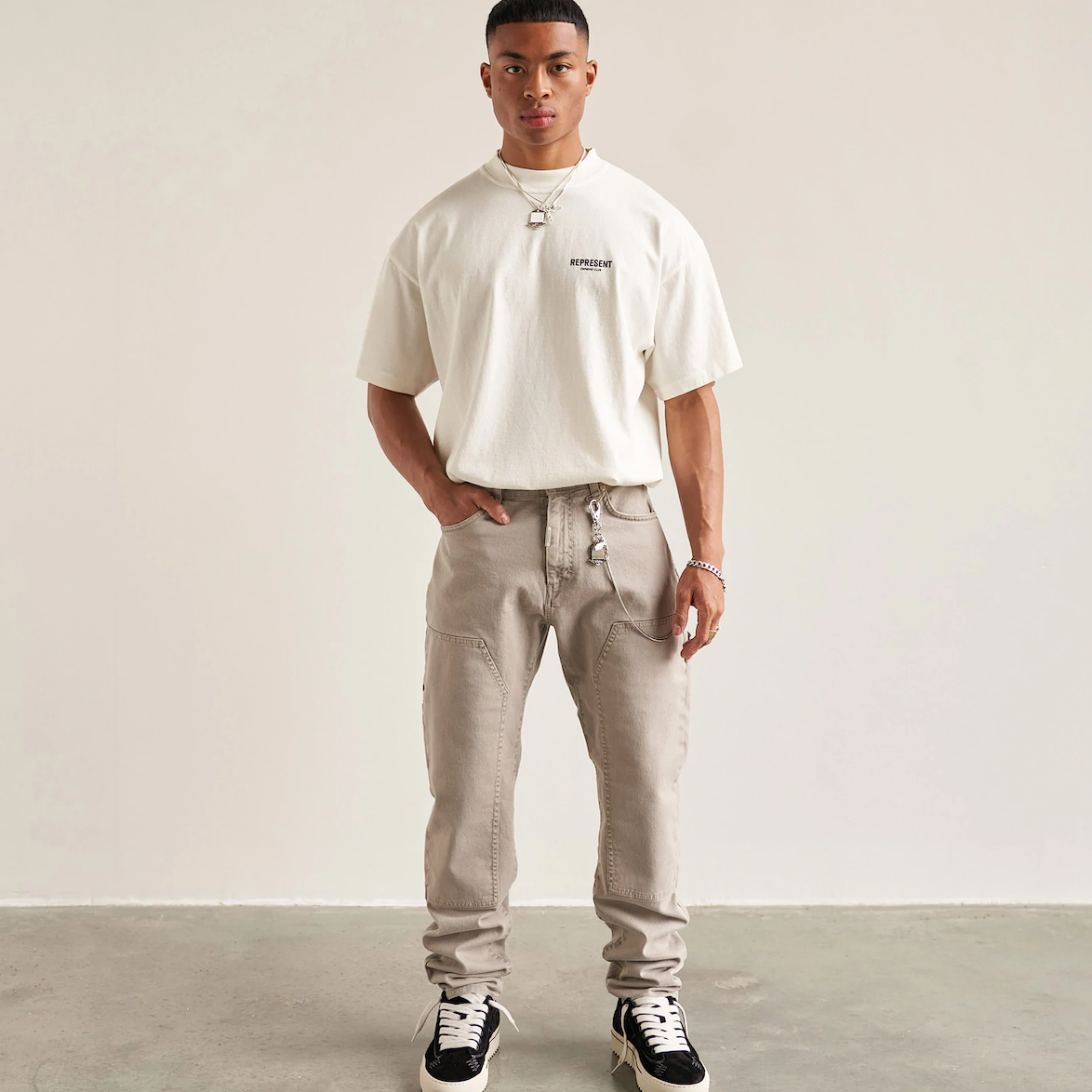 How To Style Oversized Clothing | REPRESENT